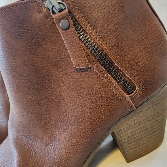 Universal Thread | Shoes | Universal Thread Double Zipper Boot In Brown ...